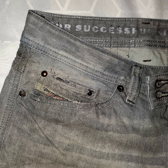 Diesel | Jeans | Made In Italy Viker R Box Diesel Jeans 32 | Poshmark
